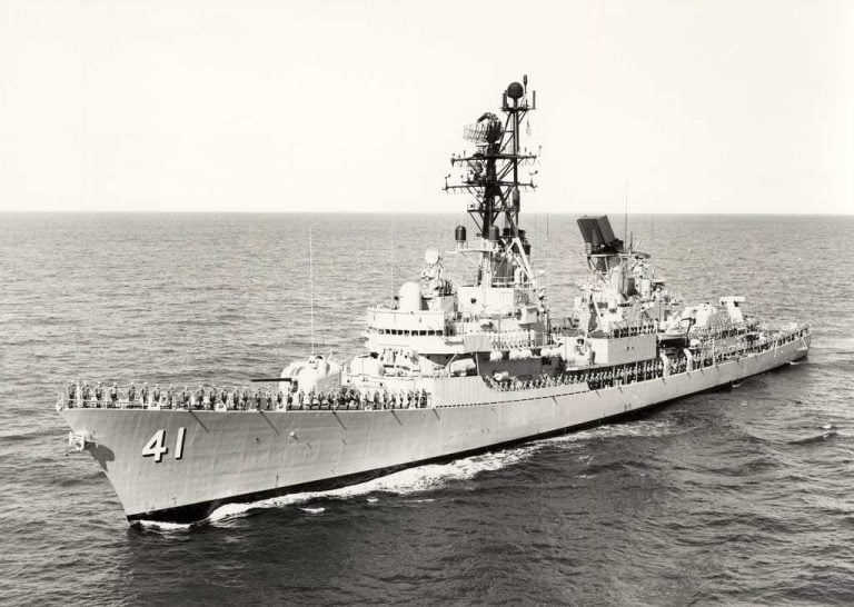 HMAS Brisbane Dive | Scuba World